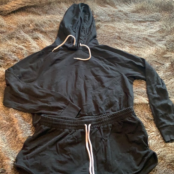 Mossimo Supply Co. | Tops | Mossimo Hoodie And Shorts Set Top Is Medium ...